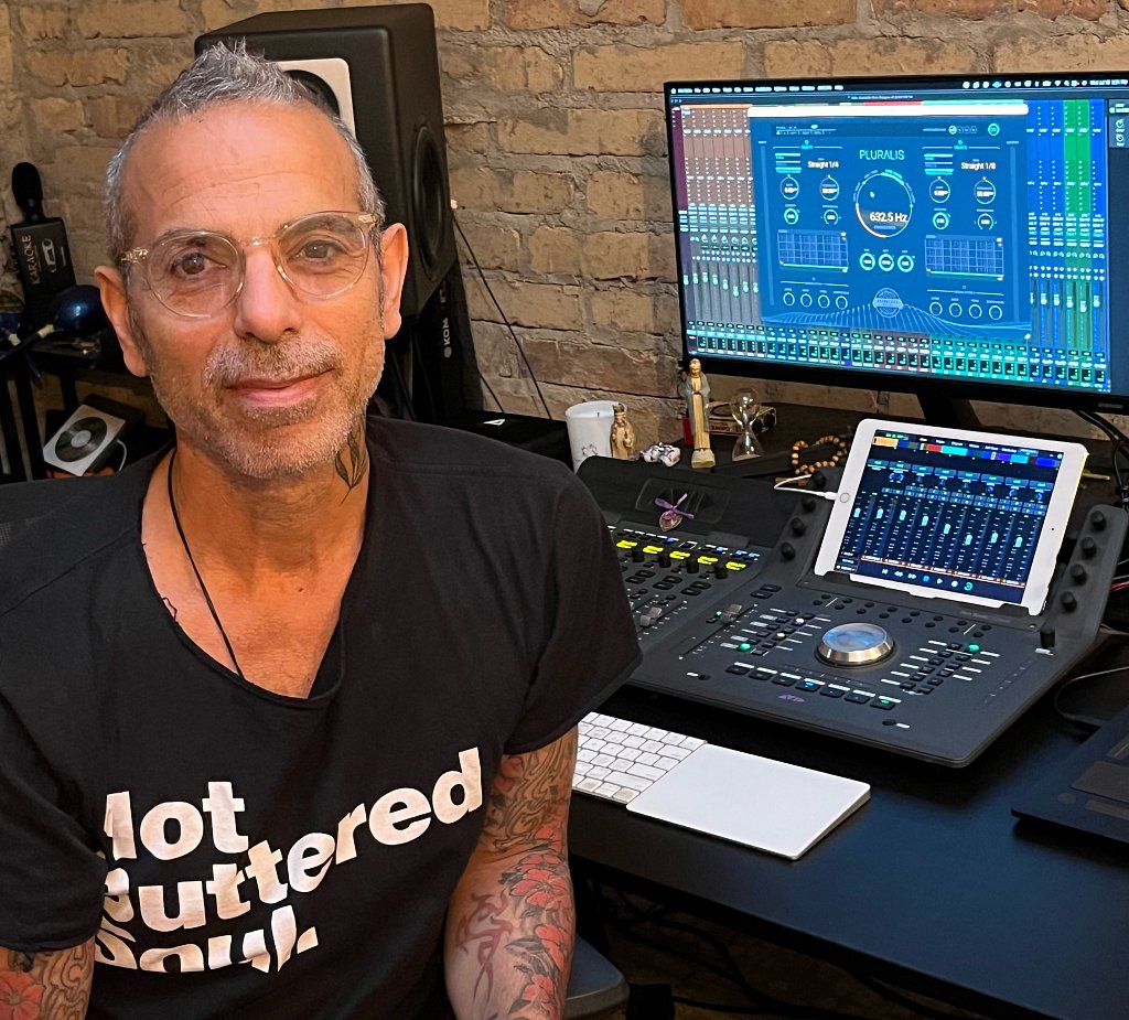 Carmen Rizzo: I'm just always looking weird sh*t! | UnitedPlugins